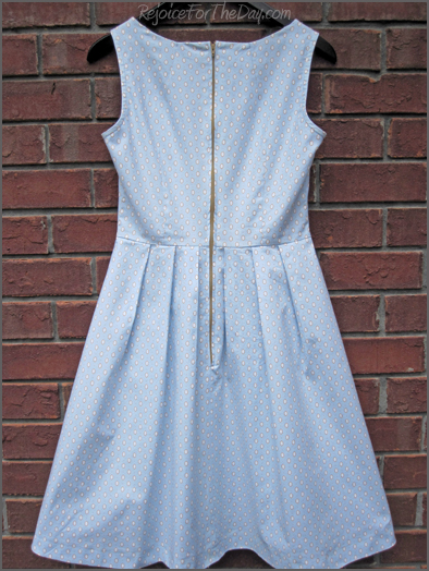 A Completed Simplicity 2444 – Rejoice for the Day